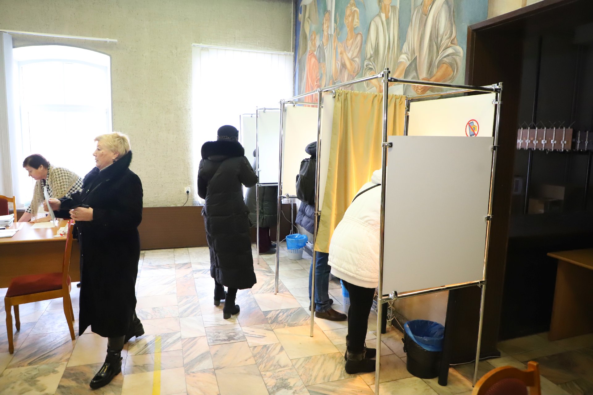 ŠIAULIAI - Prasidėjo išankstinis balsavimas tarybų ir merų rinkimuose